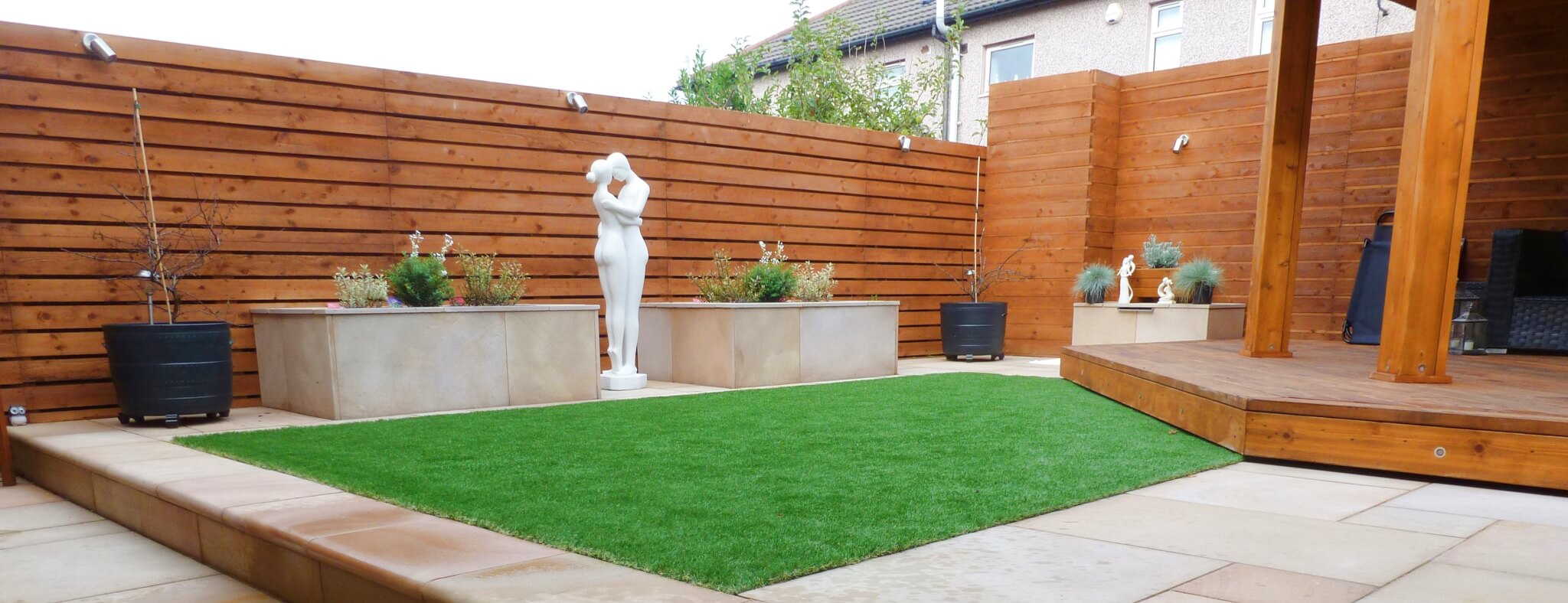 Contemporary Fencing Liverpool | Abel LandscapesAbel Landscapes