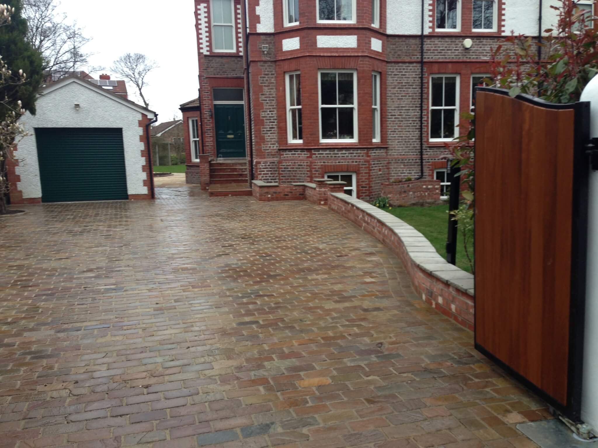 Natural Setts Driveways Liverpool | Abel LandscapesAbel Landscapes