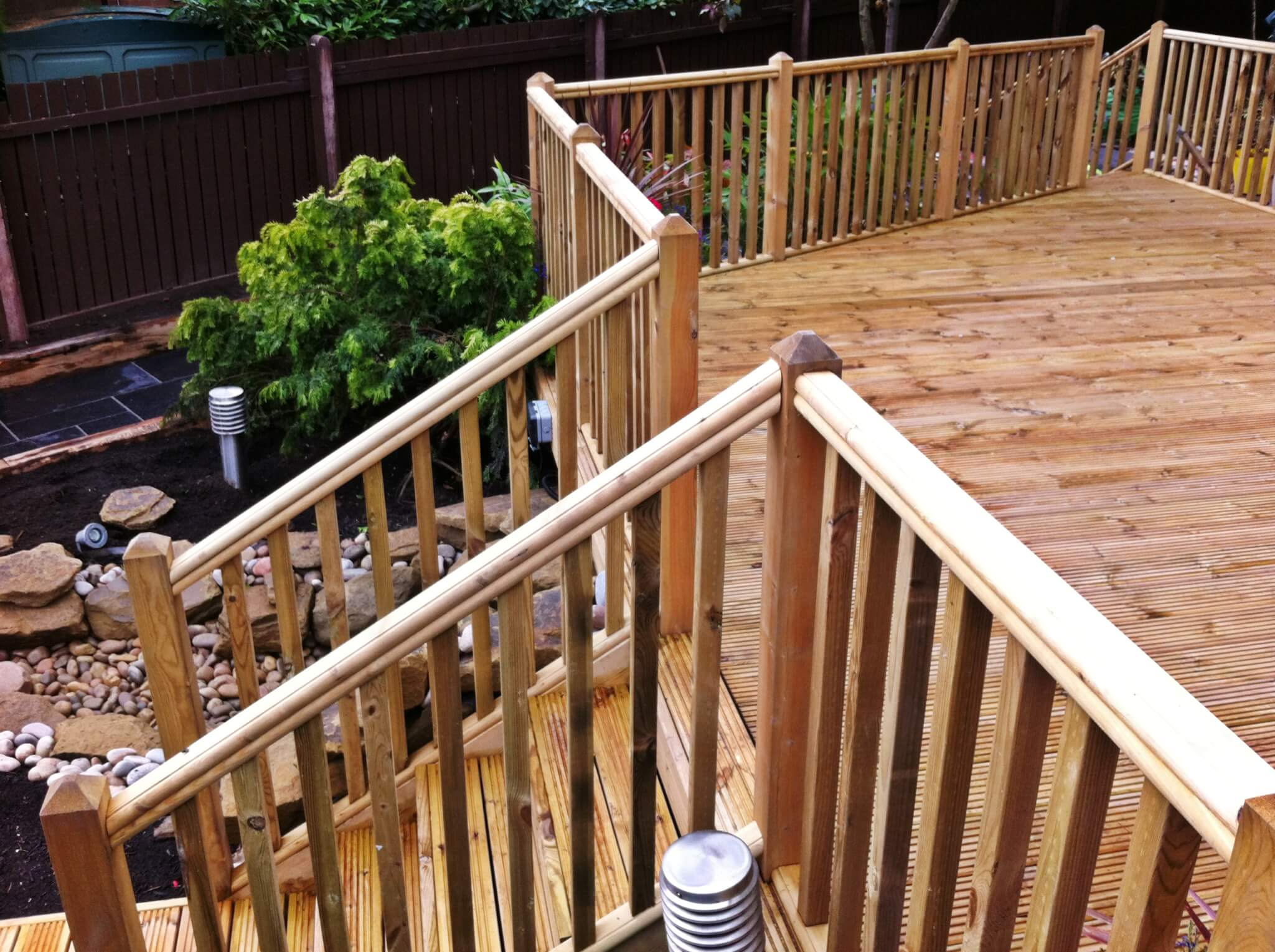 Decking Handrails Liverpool | Abel LandscapesAbel Landscapes