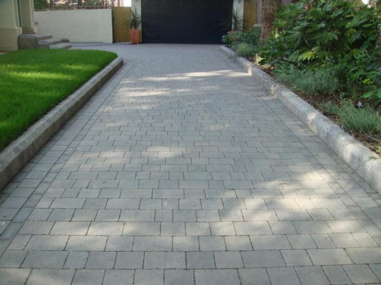 Driveway Kerbs & Edgings Liverpool | Abel LandscapesAbel Landscapes